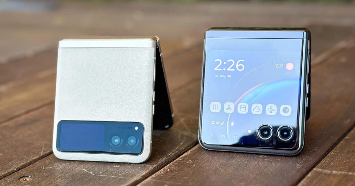 Motorola Razr+ and Razr 2023 | The Return of Iconic Flip phones with ...